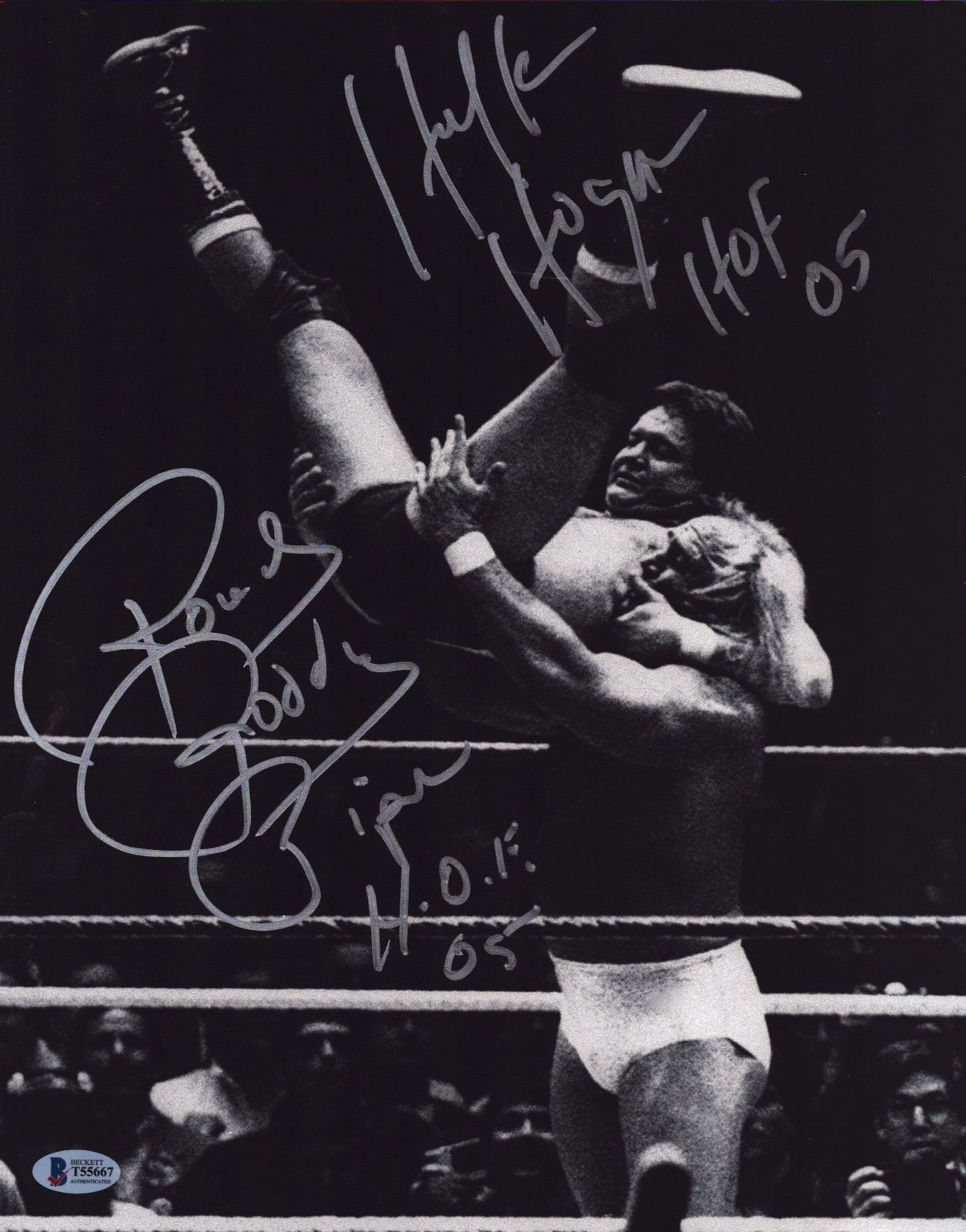 Rowdy Roddy Piper & Hulk Hogan dual signed 11x14 Photo (w/ Beckett ...