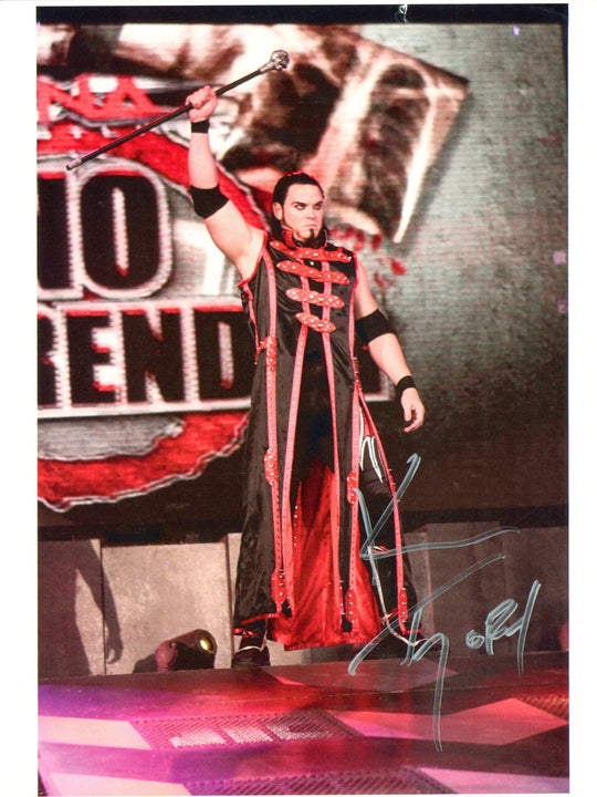Kevin Thorn signed 8x10 Photo – Signed By Superstars