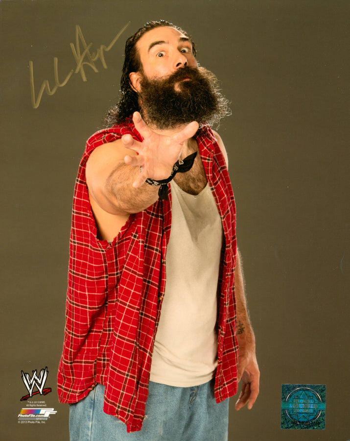 Luke Harper signed 8x10 Photo – Signed By Superstars