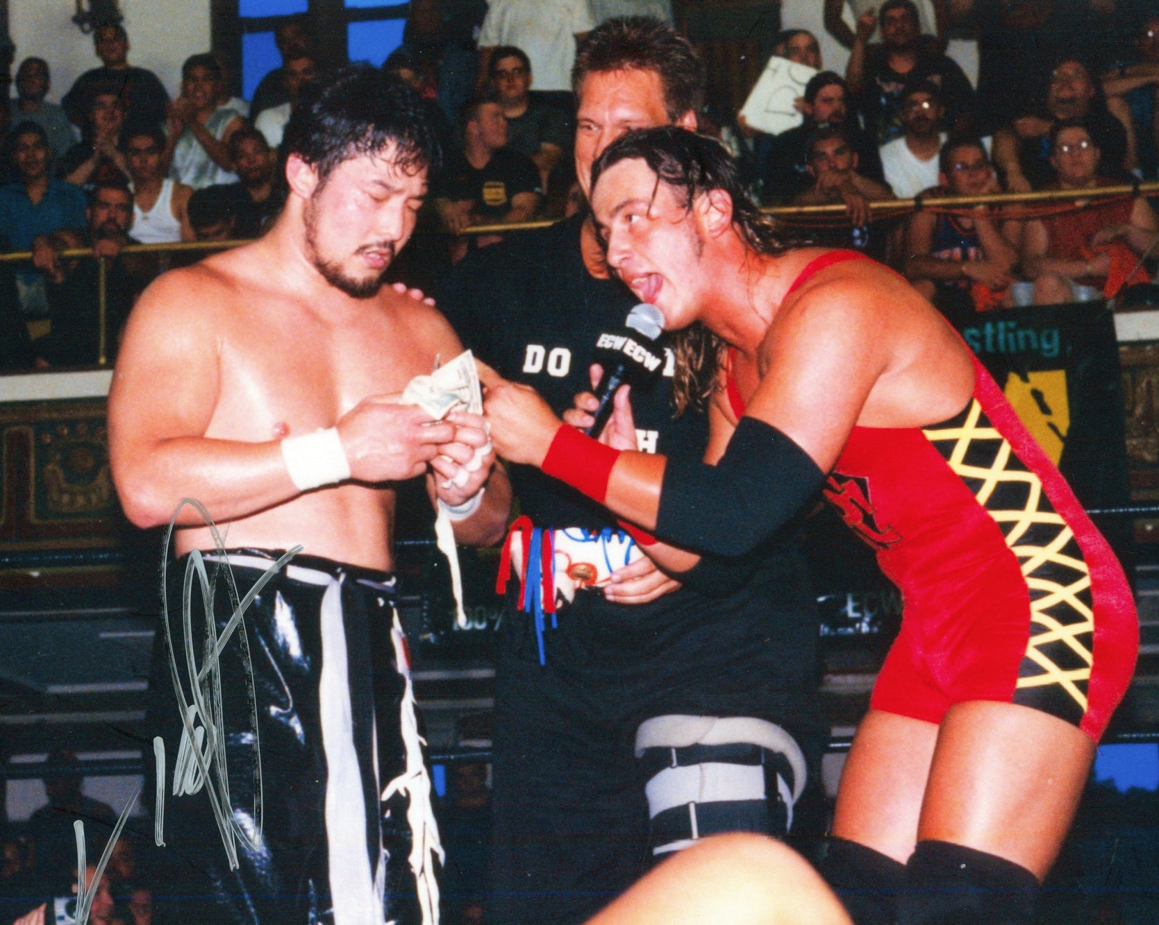 Tajiri signed 8x10 Photo – Signed By Superstars
