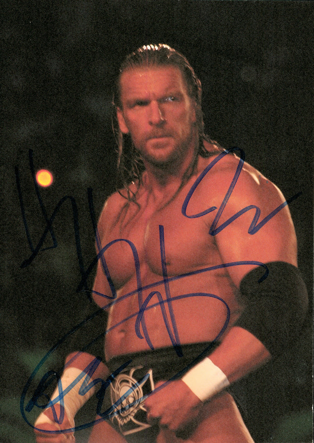 Triple H signed 5x7 Photo – Signed By Superstars