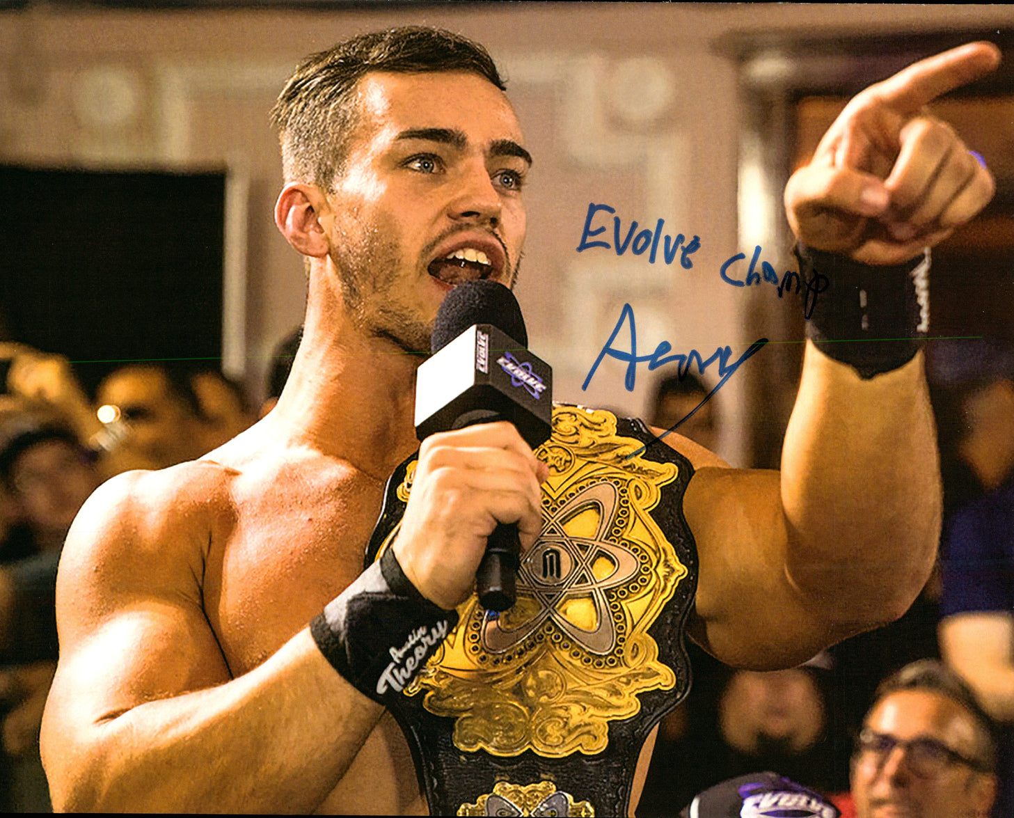 Austin Theory signed 8x10 Photo – Signed By Superstars