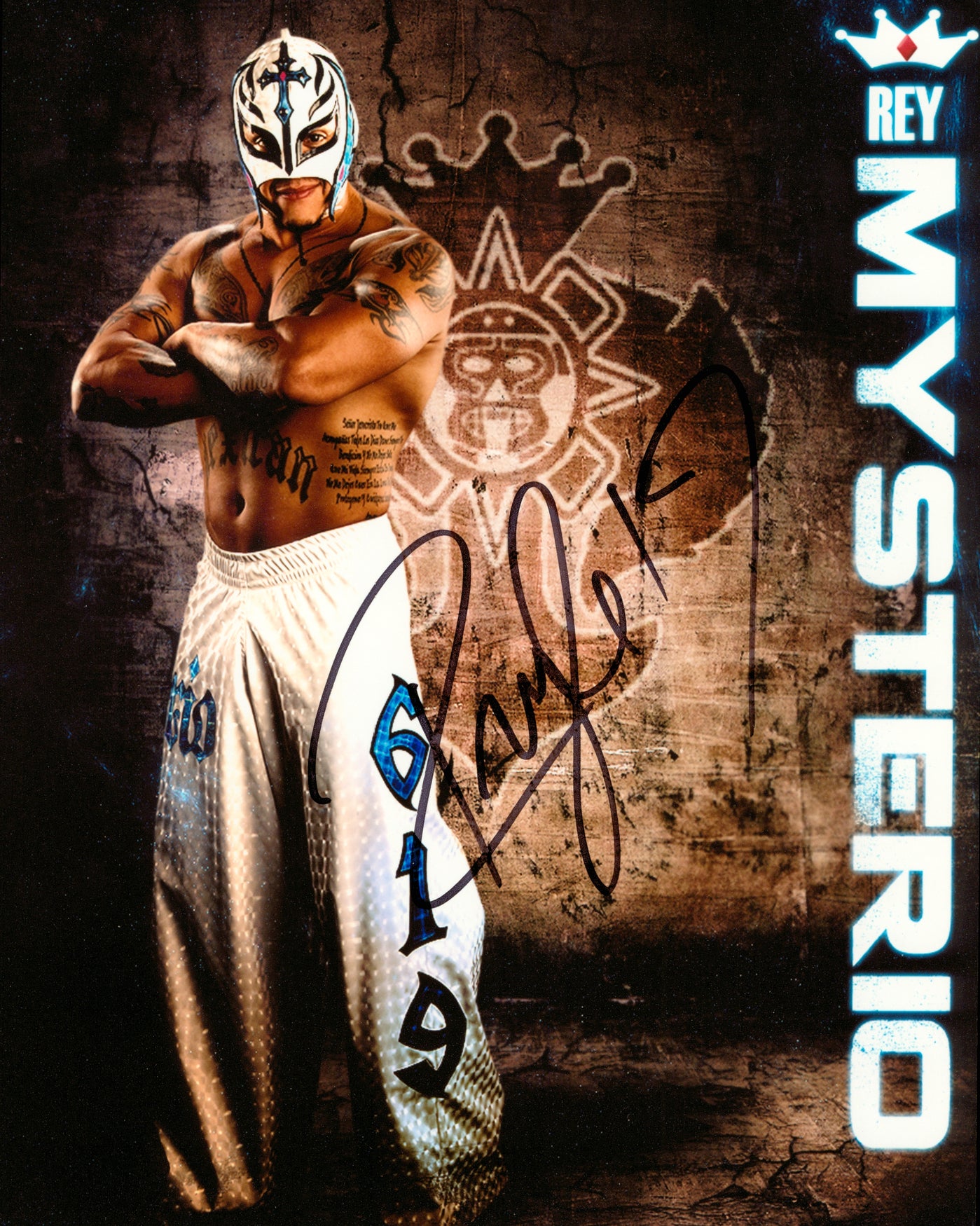 Rey Mysterio signed 8x10 Photo – Signed By Superstars